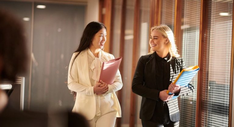 What Makes a Contract Legally Binding in the UK? - UK Startup Magazine